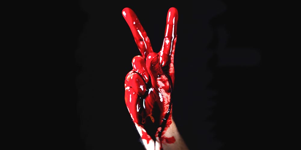 10 Mortifying Period Horror Stories You're SO Glad Didn't Happen to You